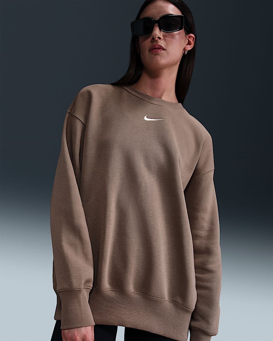 Nike Sportswear Phoenix Fleece Women s Oversized Crew Neck Sweatshirt. Nike
